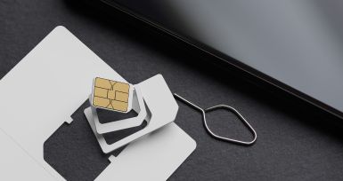 SIM embebida: ¿Qué es y cómo funciona? - AlaiSecure - España